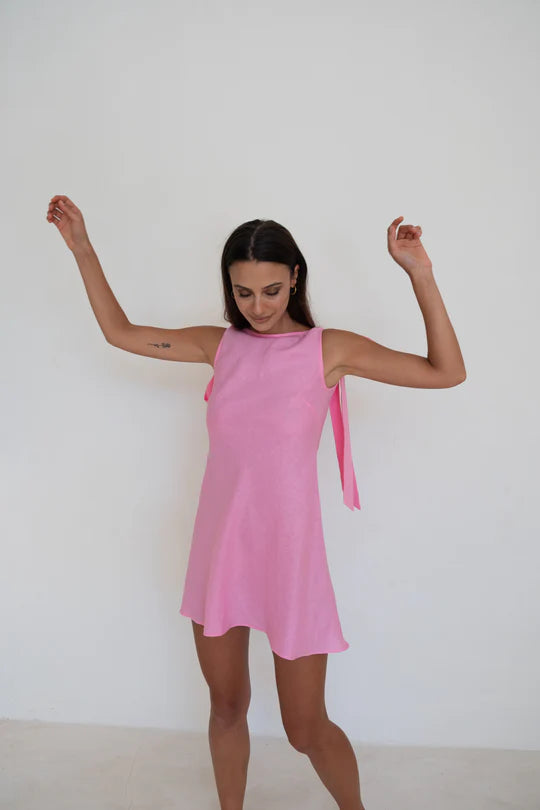 Rent or Hire Designer Dresses NZ | Caitlin Crisp Mini Wilmer Dress ...